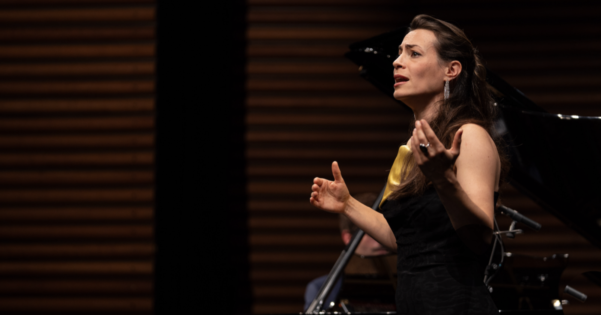 Delphine Guévar, soprano